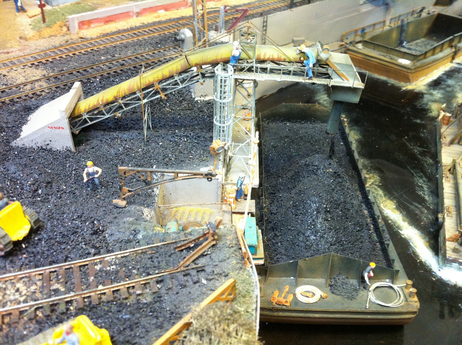 STEEL INDUSTRY, RAILROADS, AND MORE - MODEL AND REAL: KADE Railroad RIP