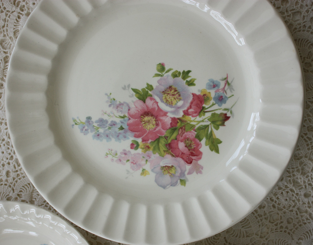 Wild Rose Vintage: Pink Flower Dishes