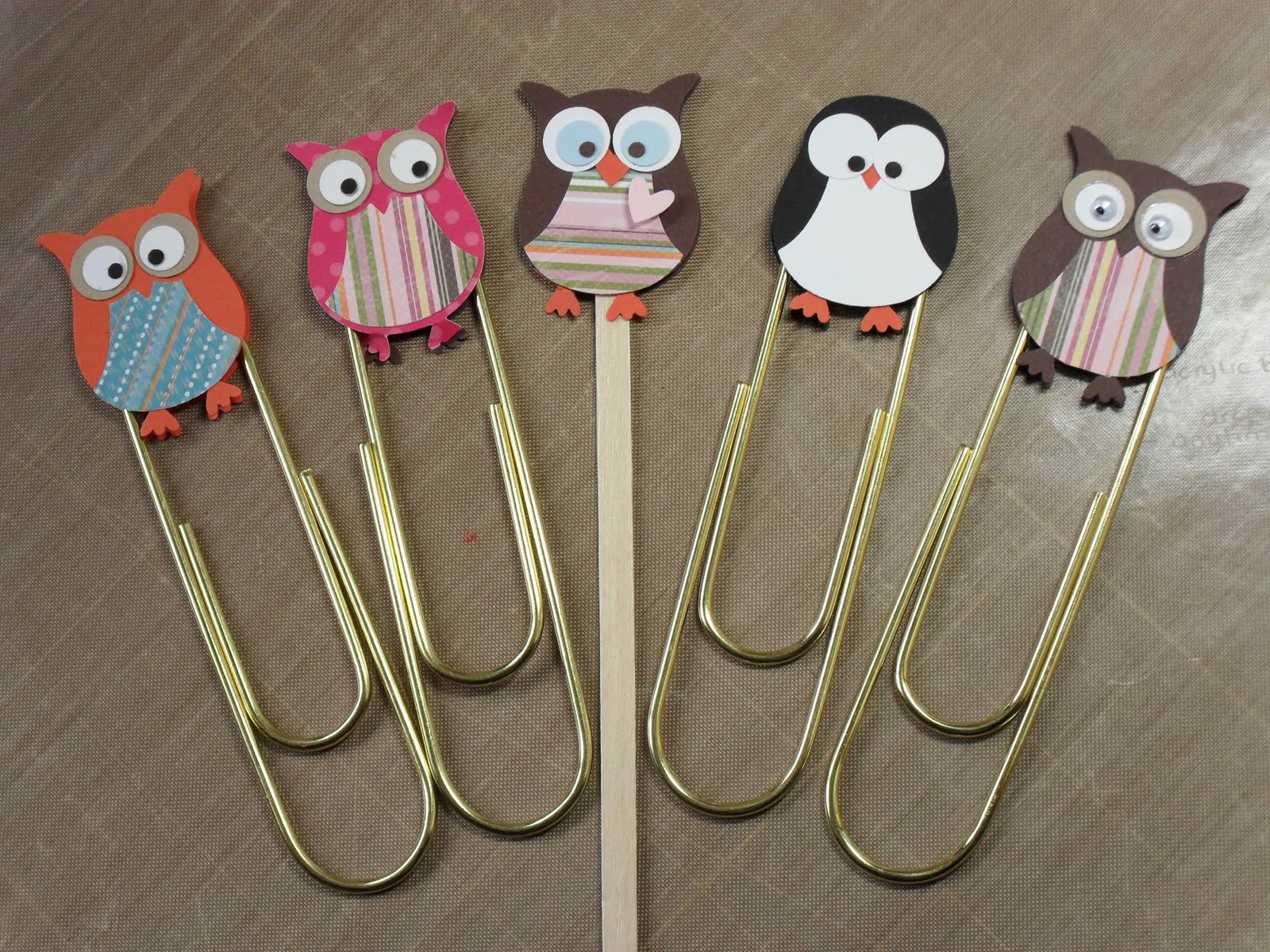 Creative Obsessions: Owl bookmarks
