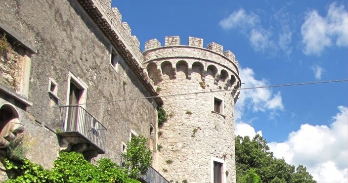 LUIGI CALABRESE: MONTERODUNI - CASTELLO PIGNATELLI: CASTELLI DEL MOLISE