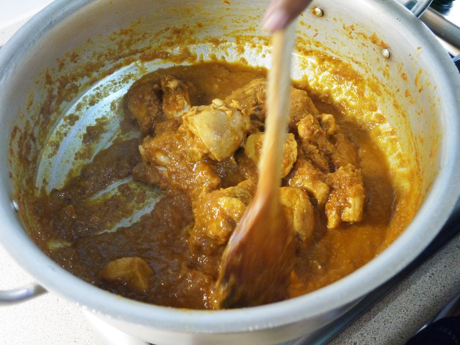 This Muslim Girl Bakes: Our House Pakistani Chicken Curry.