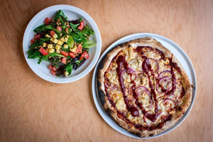 Persona Pizza Now Available For Delivery