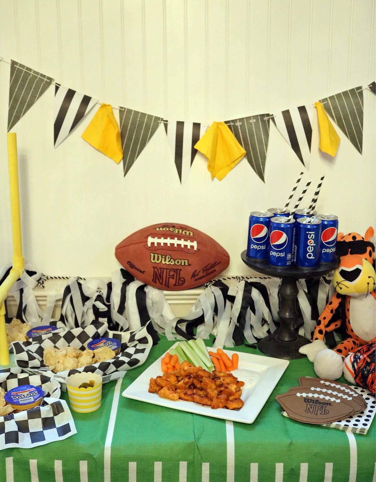 Mrs. Party Planner: Quick and Easy Super Bowl Party Ideas