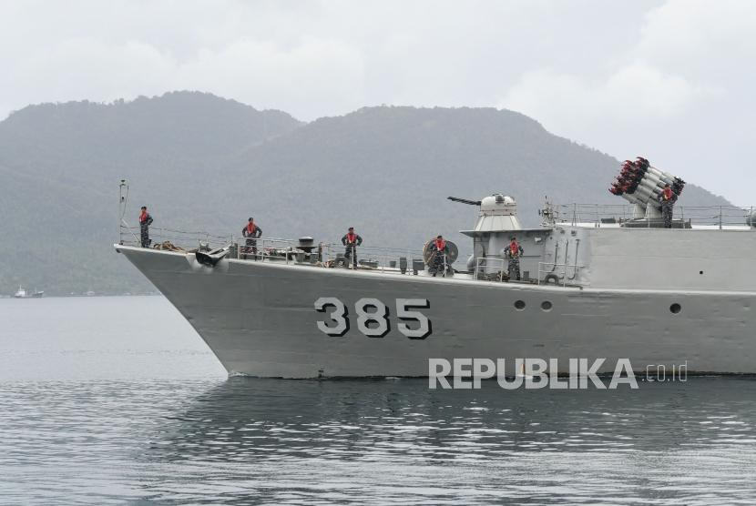 Tiga KRI dalam Posisi Siaga Tempur di Laut Natuna