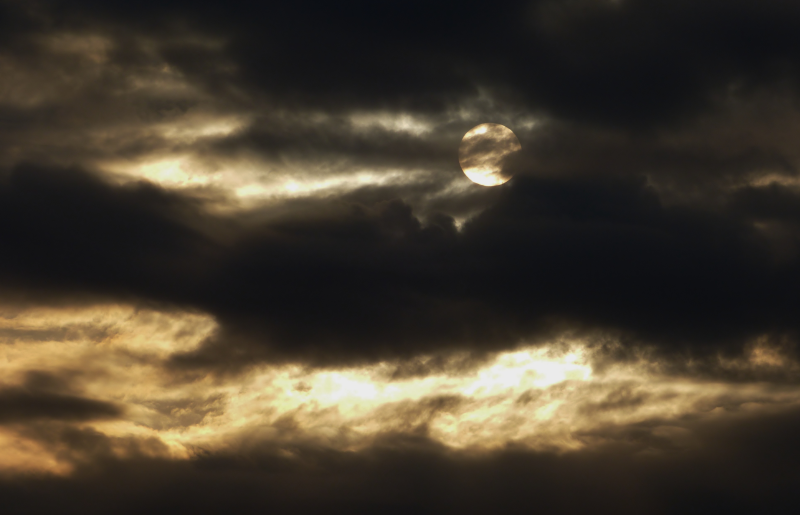 Sol entre nubes - Imagui