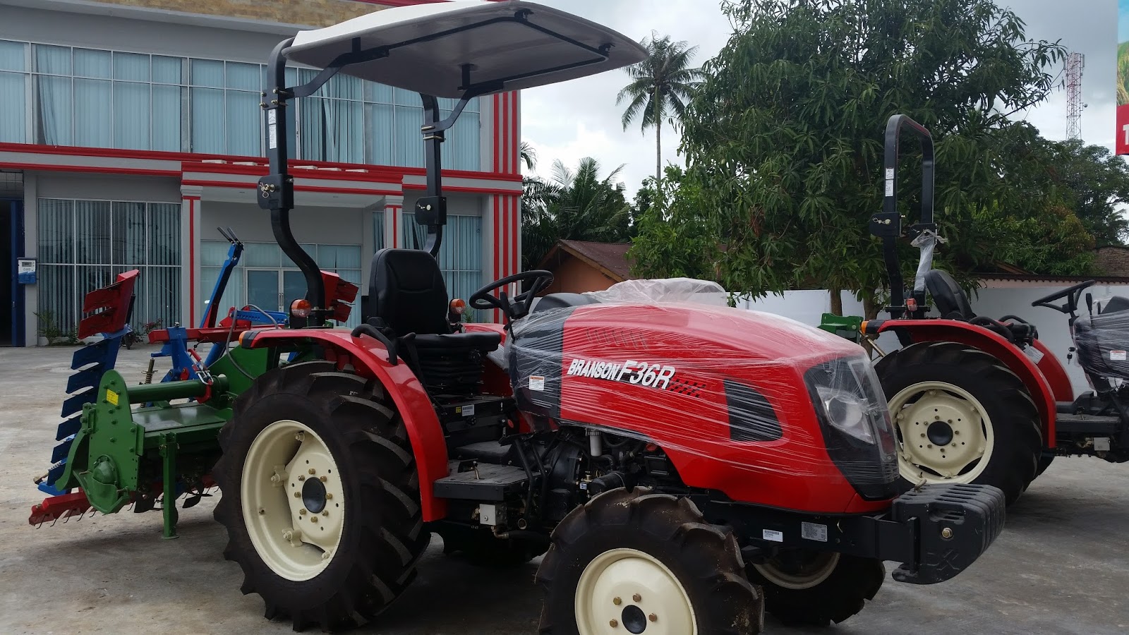 RENTAL/ SEWA TRAKTOR DI MEDAN, SUMATERA UTARA: JUAL DAN RENTAL TRAKTOR ... RENTAL/ SEWA TRAKTOR DI MEDAN, SUMATERA UTARA: JUAL DAN RENTAL TRAKTOR ...