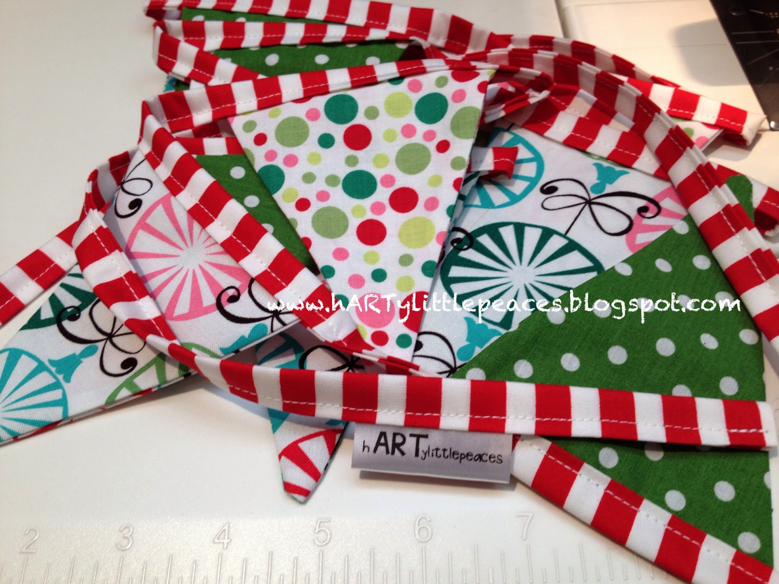 hARTylittlepeaces: bunting tutorial: sewn with grace & peace