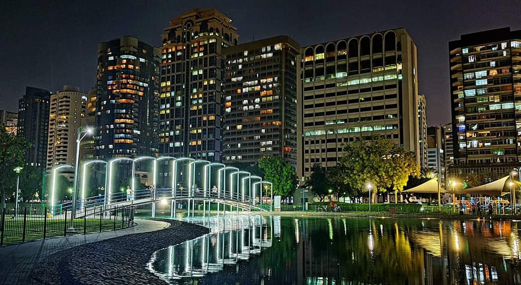 Skyline Views in Lake Park