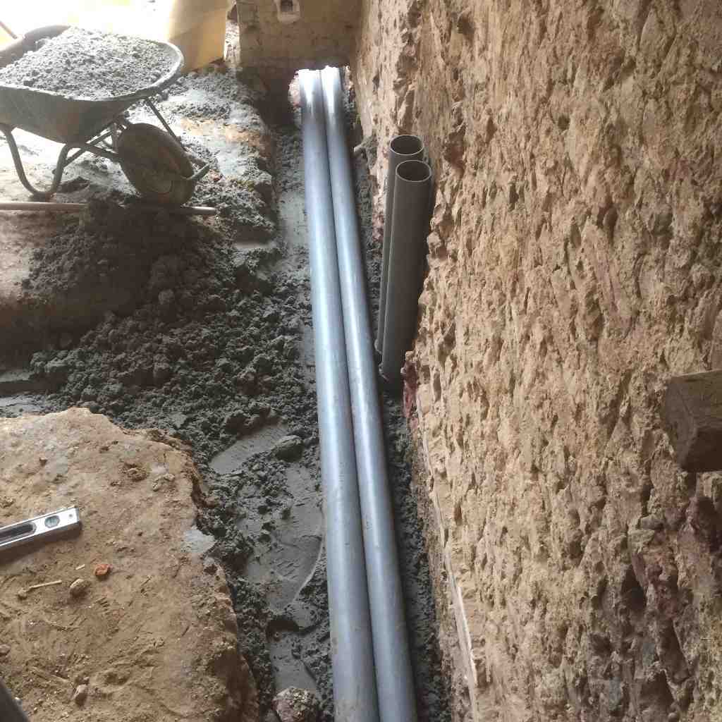 BENHUUR: Riolering, fundering!