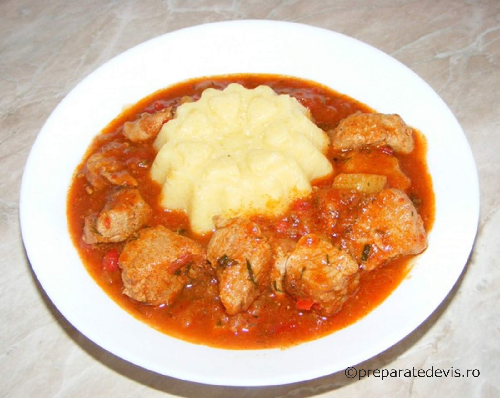 Tocanita de purcel | Preparatedevis.ro