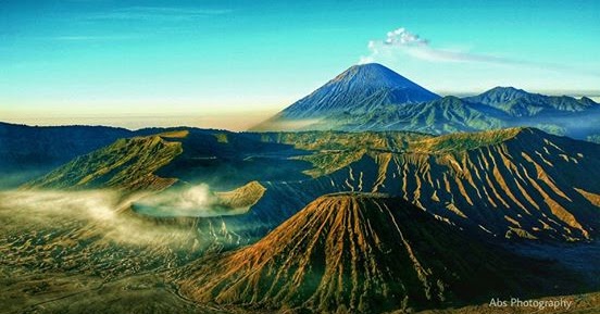 indonesia volcano tour