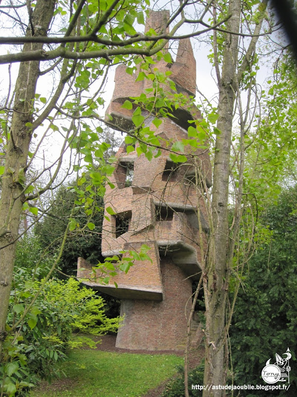 Meudon - Sculpture Habitacle 3 - La Tour - André Bloc