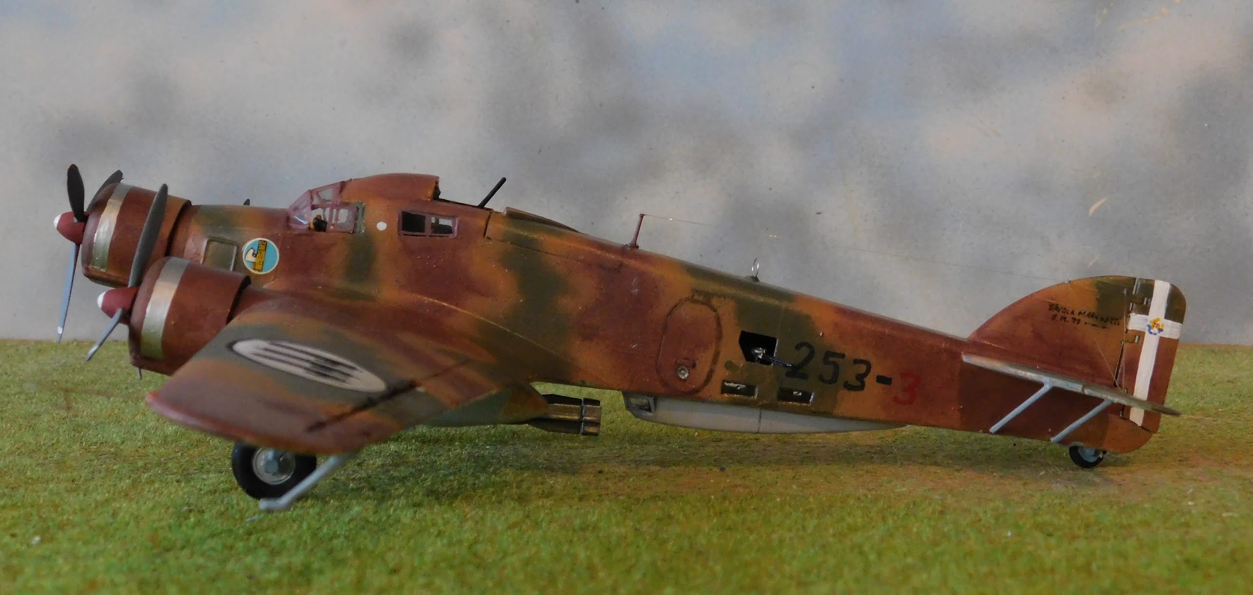 Happyscale-Modellbau: Savoia-Marchetti SM-79 II Sparviero Malta - Airfix 1/72