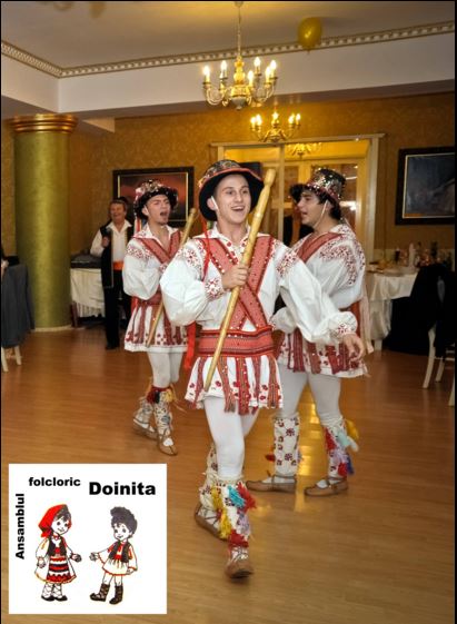 Ansamblul Folcloric Doinita: Calusul Oltenesc - Calusarii - Dansuri ...