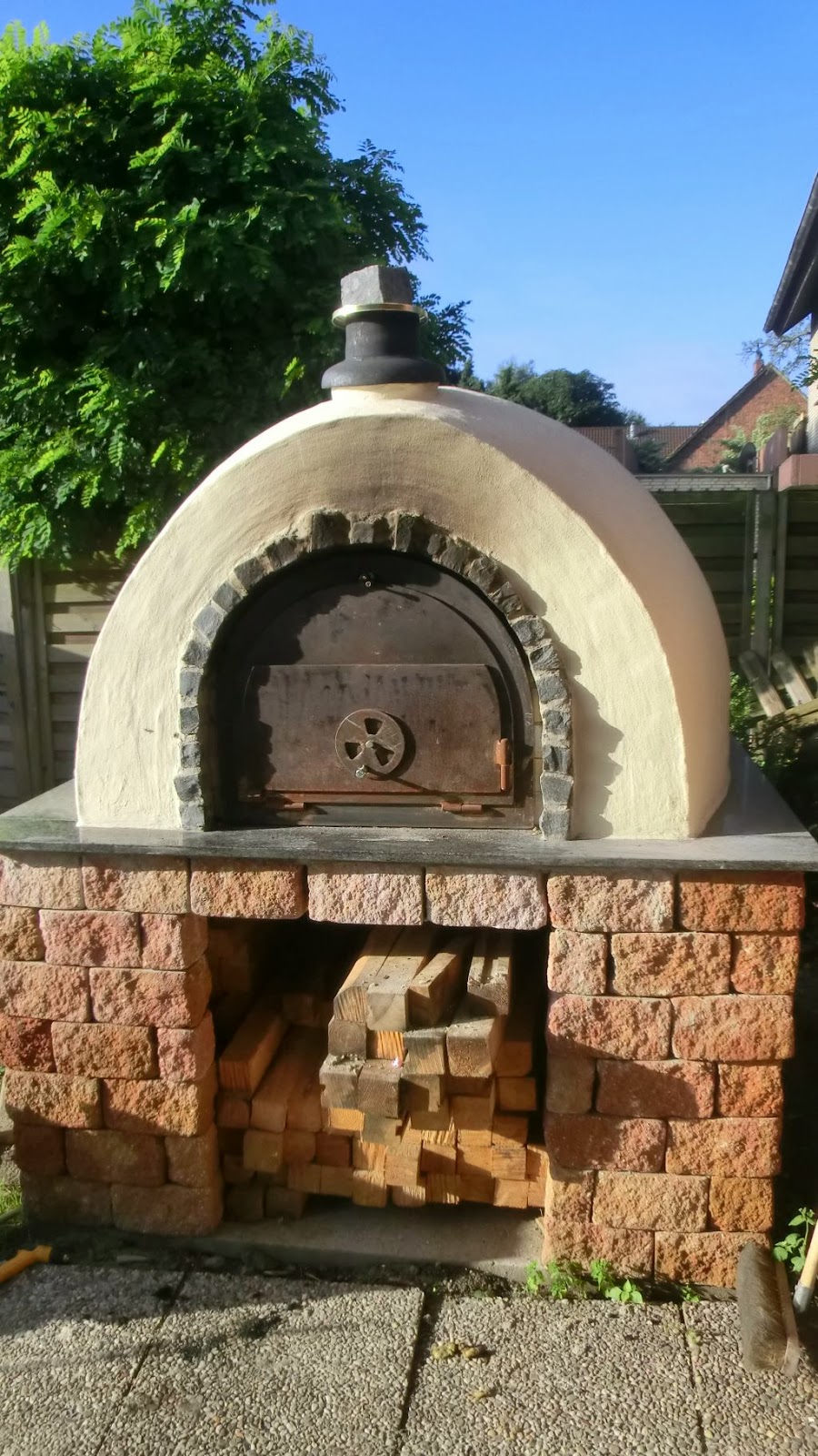 Amboss - Blog: Mein Steinbackofen