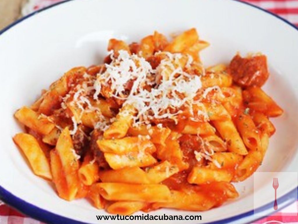 ️ Macarrón con Chorizo - Receta Cubana