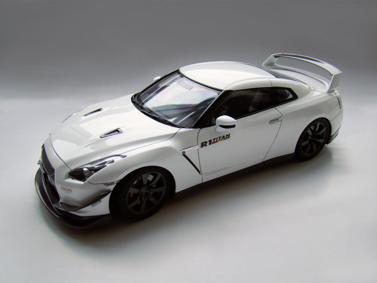ABSOLUTModeling: Amuse GTR R35