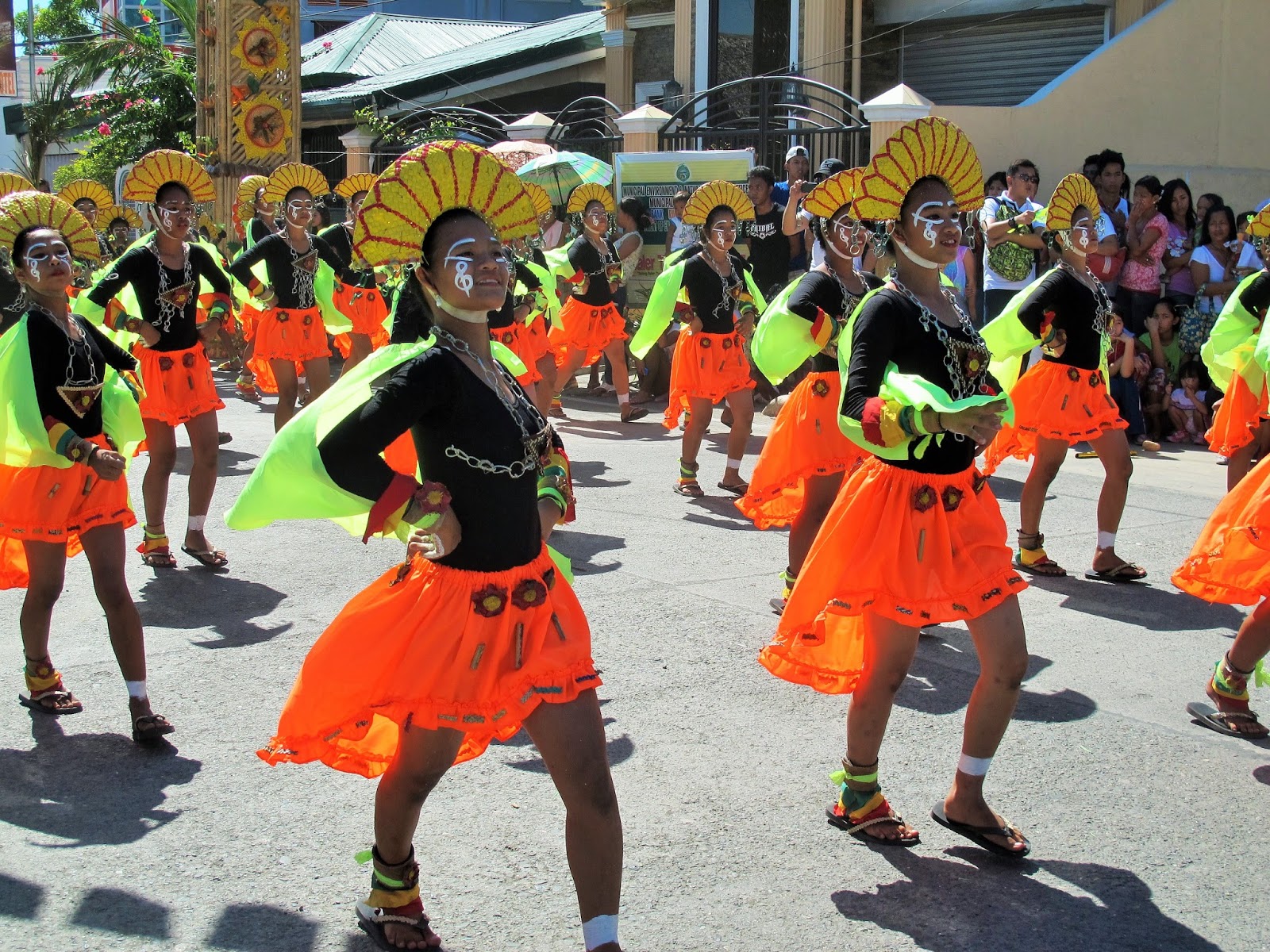 Gridcrosser: Baile, Baler! Aurora Capital Celebrates Coco-Sabutan Festival