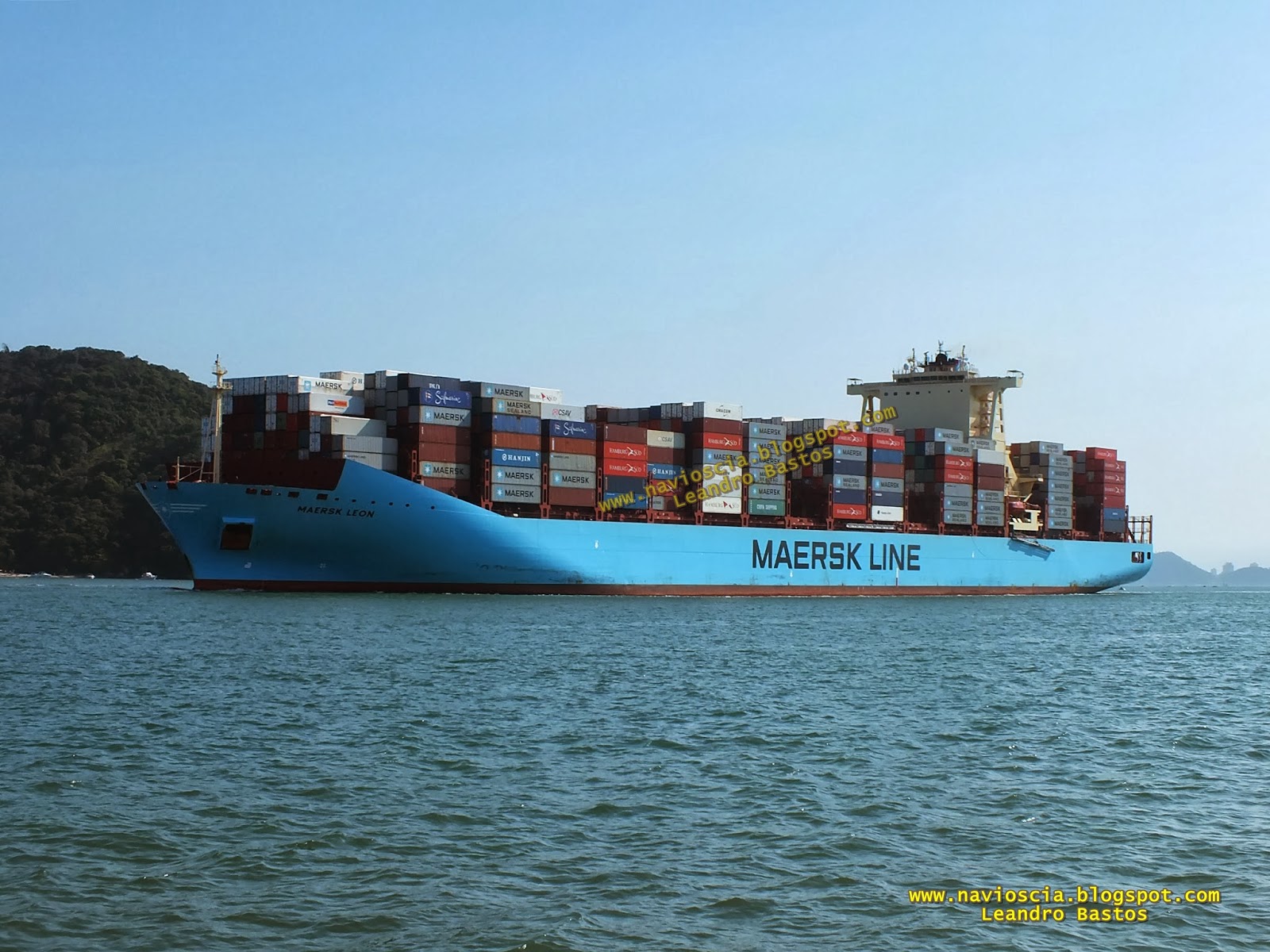 Navios de Santos & CIA: Navio MAERSK LEON