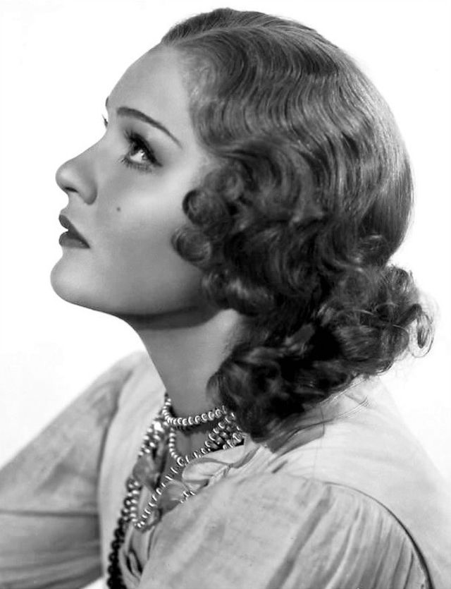 Classic Actress Touted As Another Garbo: 40 Glamorous Photos of Anna ...
