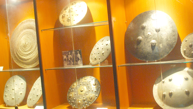 Muzium Etnografi Melayu: Pameran Perisai