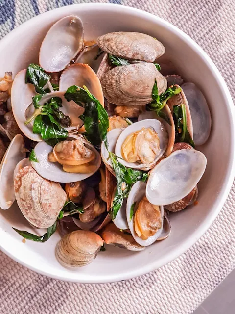 Recipe: Clams with Basil Broth - { F O O D W A N D E R E R S }