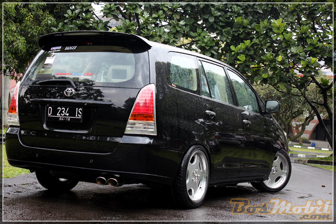 Innova Kijang Modified