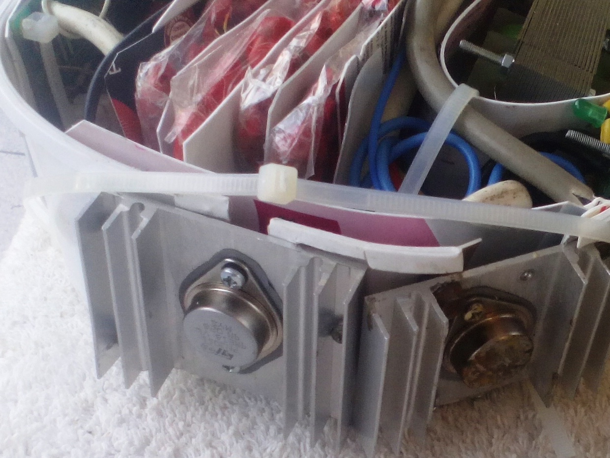 VW SYNCRO: The surface discharge spark plugs ignition.