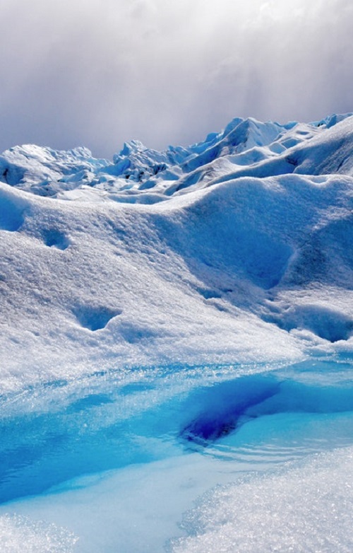 a good vibes spirit: MELTING ICE STREAM AMONG ICE