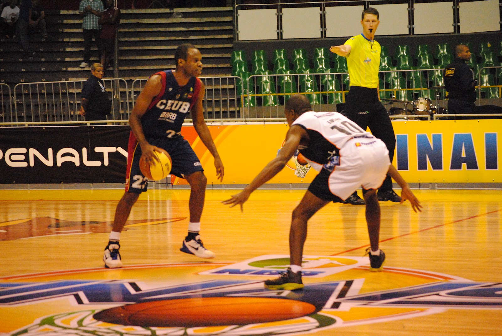 UniCEUB/BRB vence mais uma e fica a uma vitória das semi-finais ...