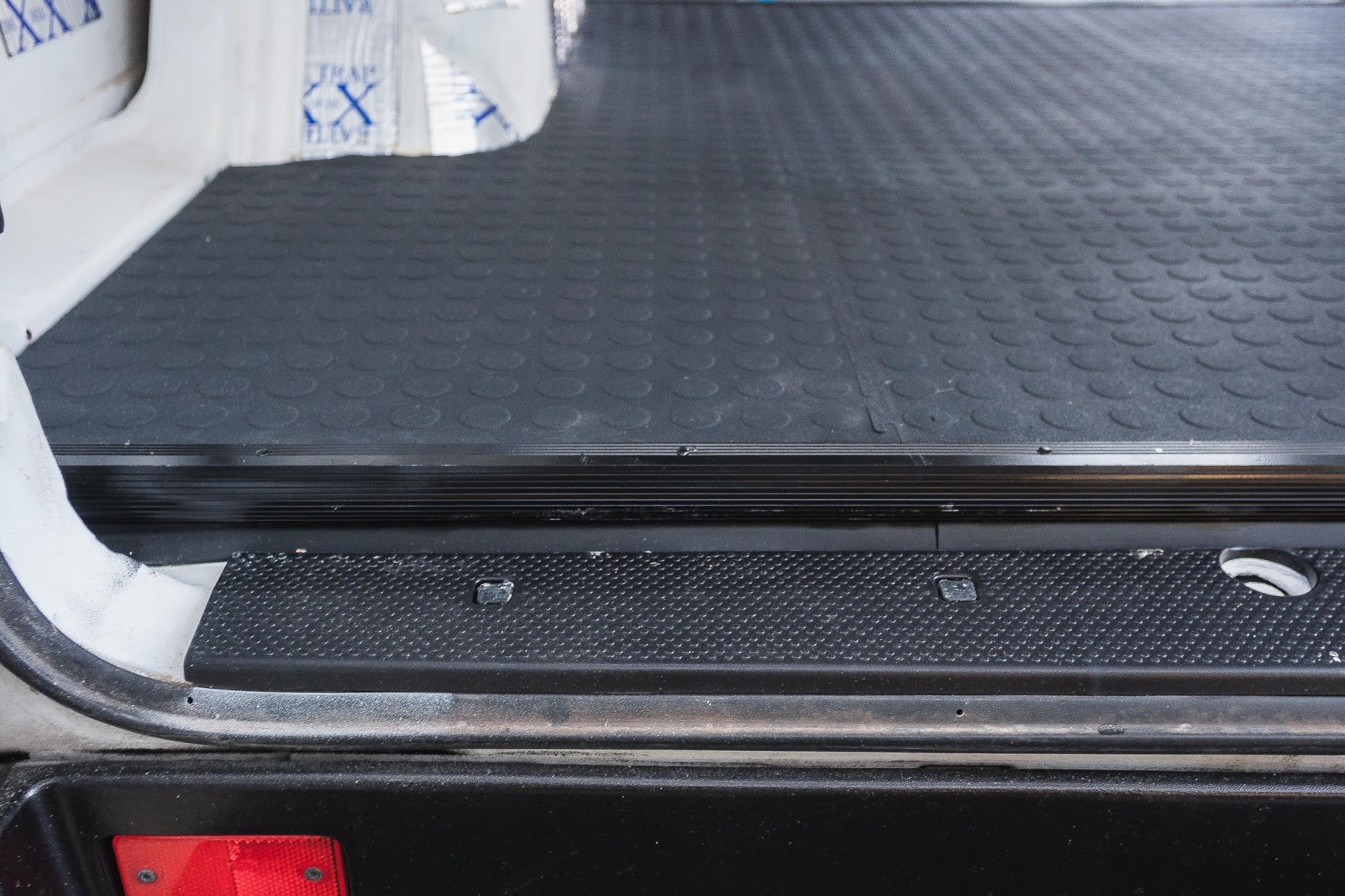 Sprinter van: Flooring