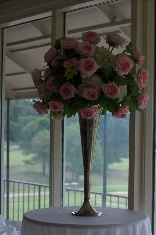 Knestrick by Design: Traditional Whites and a Touch of Pink