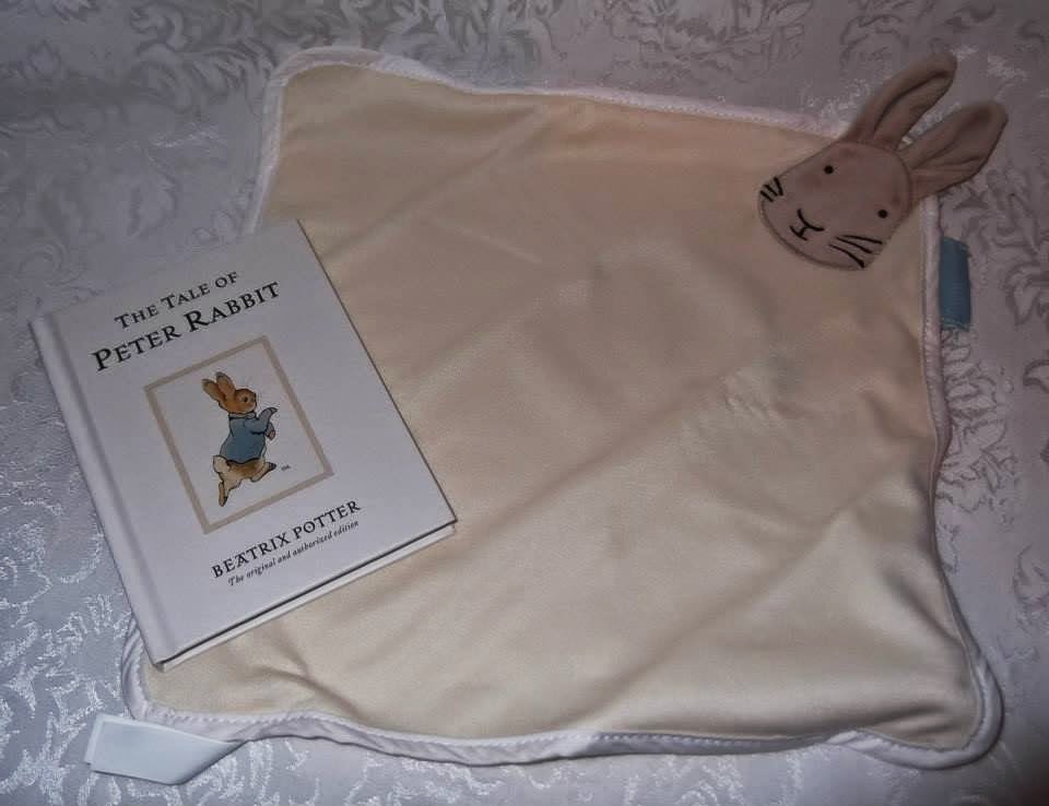 Gift Set: Peter Rabbit Book and Blanket Set | NINOS SHOP