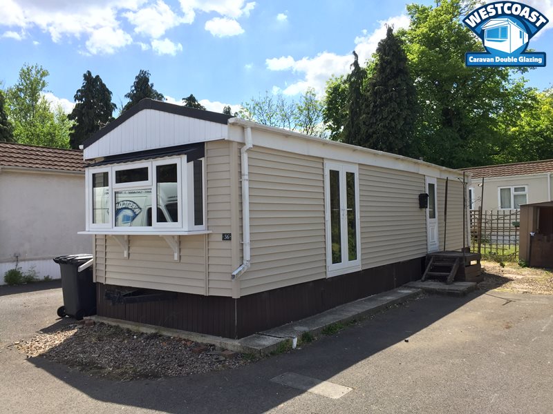 External vinyl cladding for park homes and residential park homes