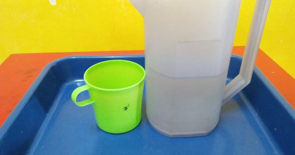 Taska Ummi Ida: Aktiviti 3 Tahun : Aktiviti Menuang Air Ke Dalam Cawan