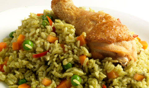 Recipe: "Arroz Con Pollo" (Green Rice With Chicken)