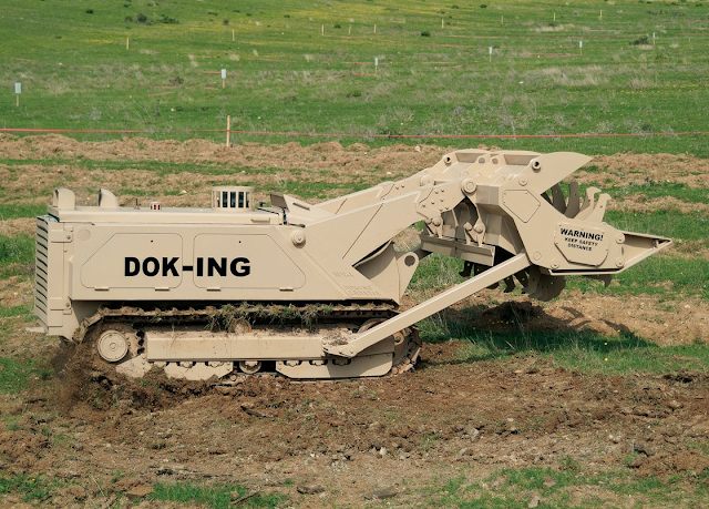 desarrollo defensa y tecnologia belica: Vehiculo Robotico de desminado - "DOK-ING-MV-4"