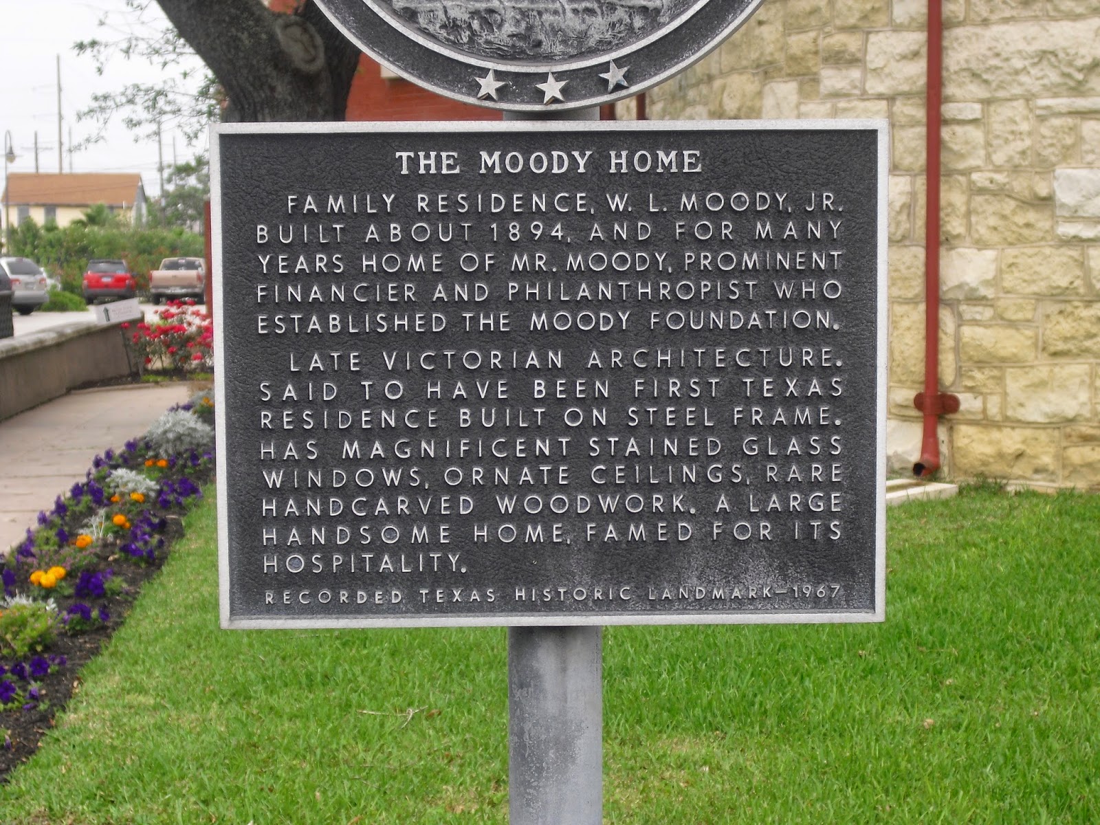 Cozy in Texas: Moody Mansion - Galveston, Texas