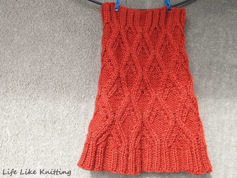 Life Like Knitting Workshop: Теракотовий снуд з колекції Ромби ...