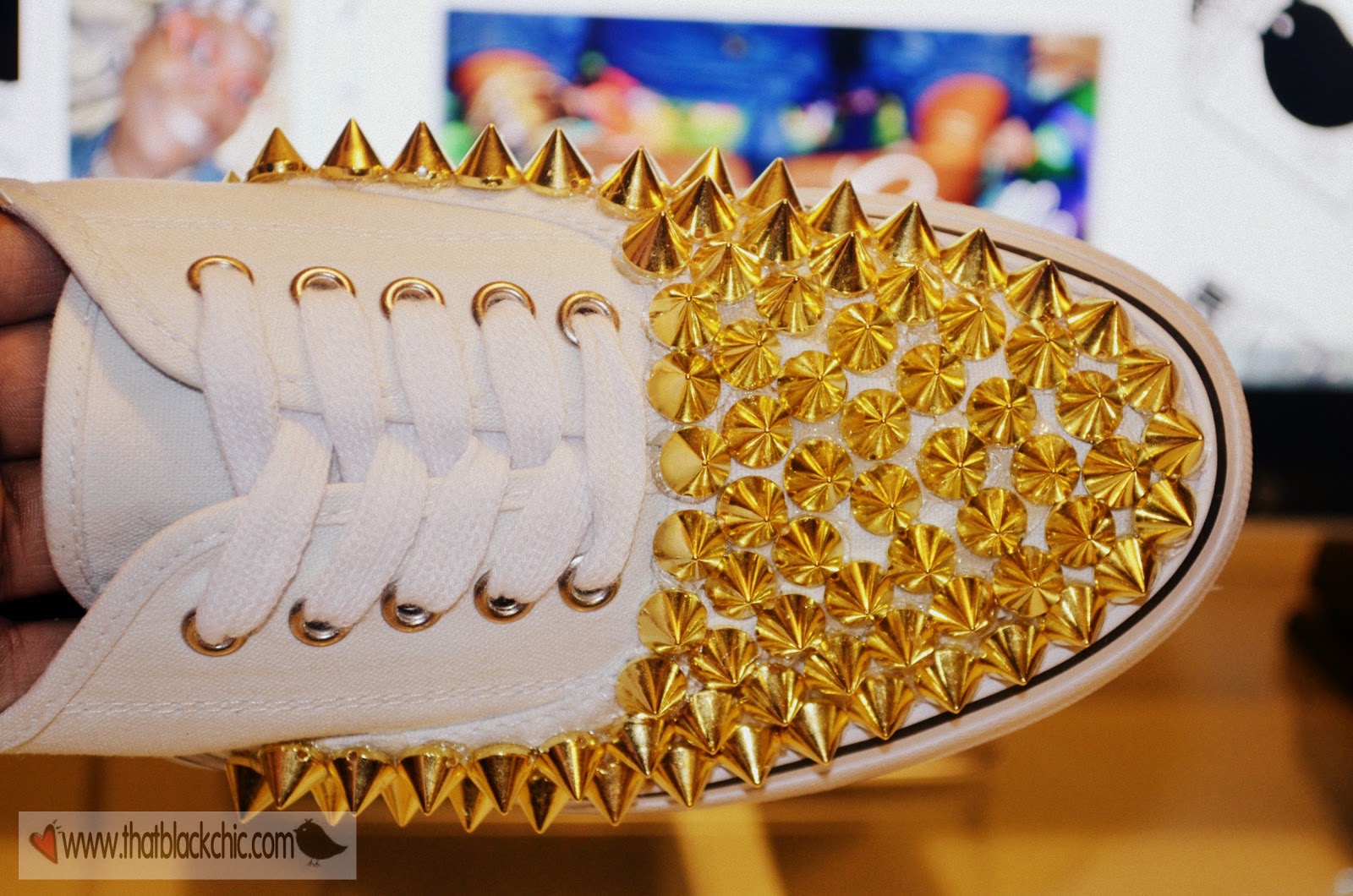 DIY : Sneakers & Studs, I'm all about that STUD life! | That Black Chic
