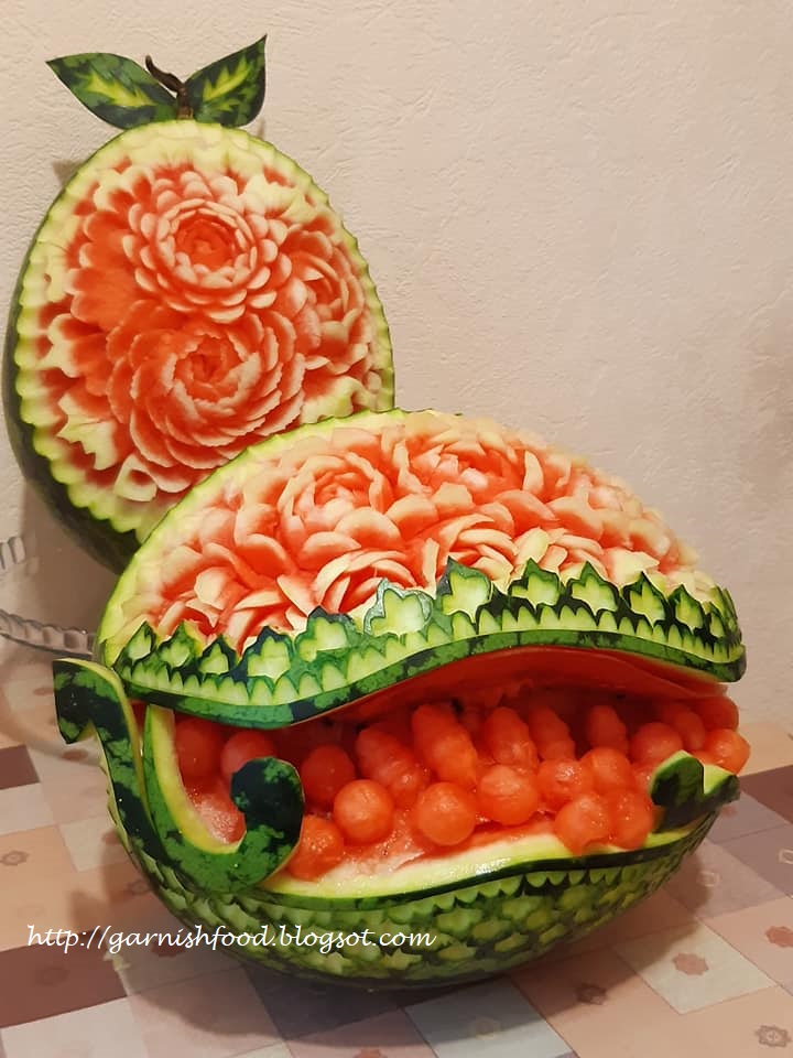 GarnishFoodBlog - Fruit Carving Arrangements and Food Garnishes