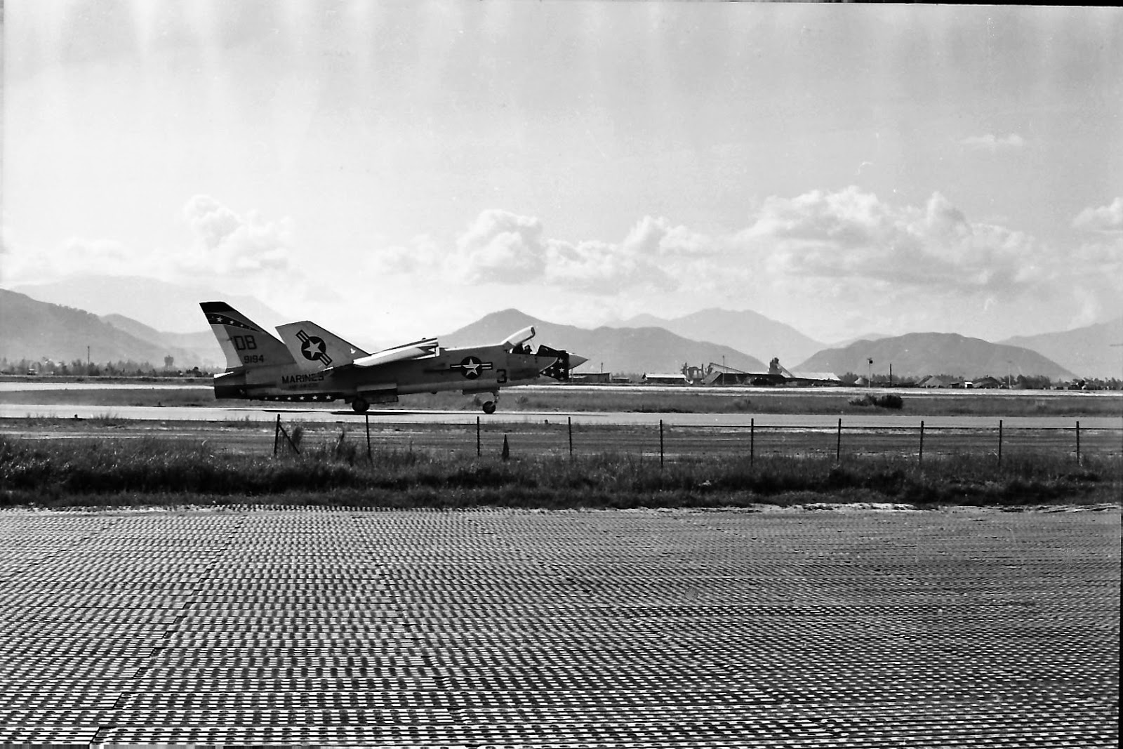 Da Nang Air Base: Jul 29th, More Jet Aircraft