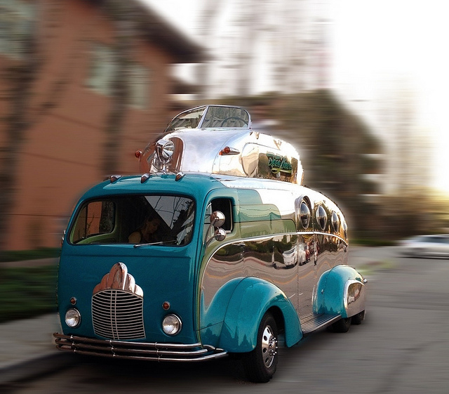 Speedboys: The Decoliner