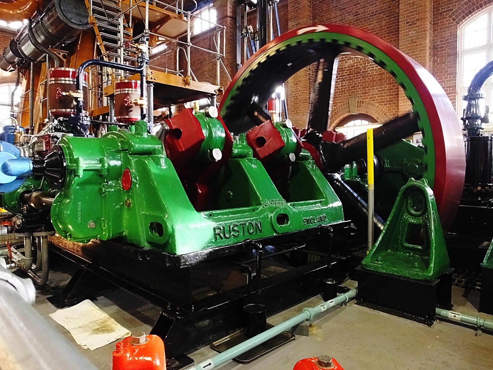 My Photos: Brede Steam Giants,Bunker and St Georges Church.Saturday 4th ...