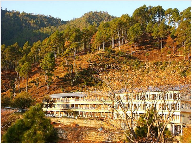 Kunsi Ashram Photo Album | Purusha at Maharishi Ashram - Kunsi ...