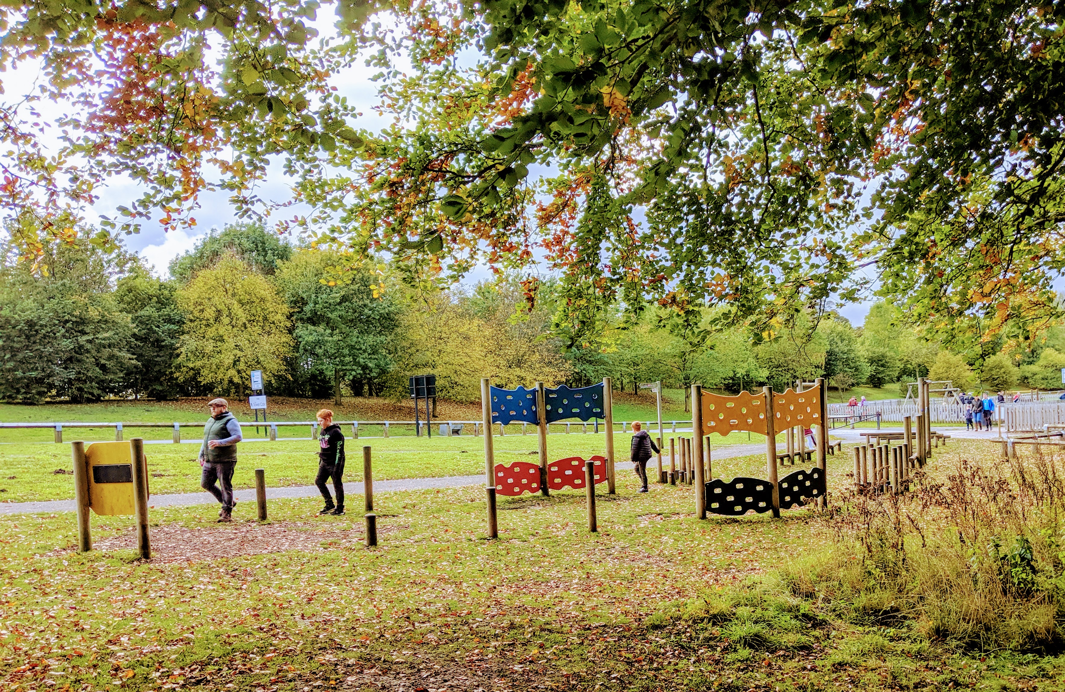 Hardwick Park - Review, Dinosaur Trail & Information | North East ...