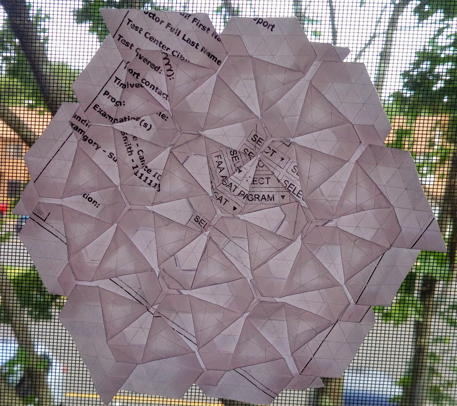 Webgl tessellation triangle twist - ladermf