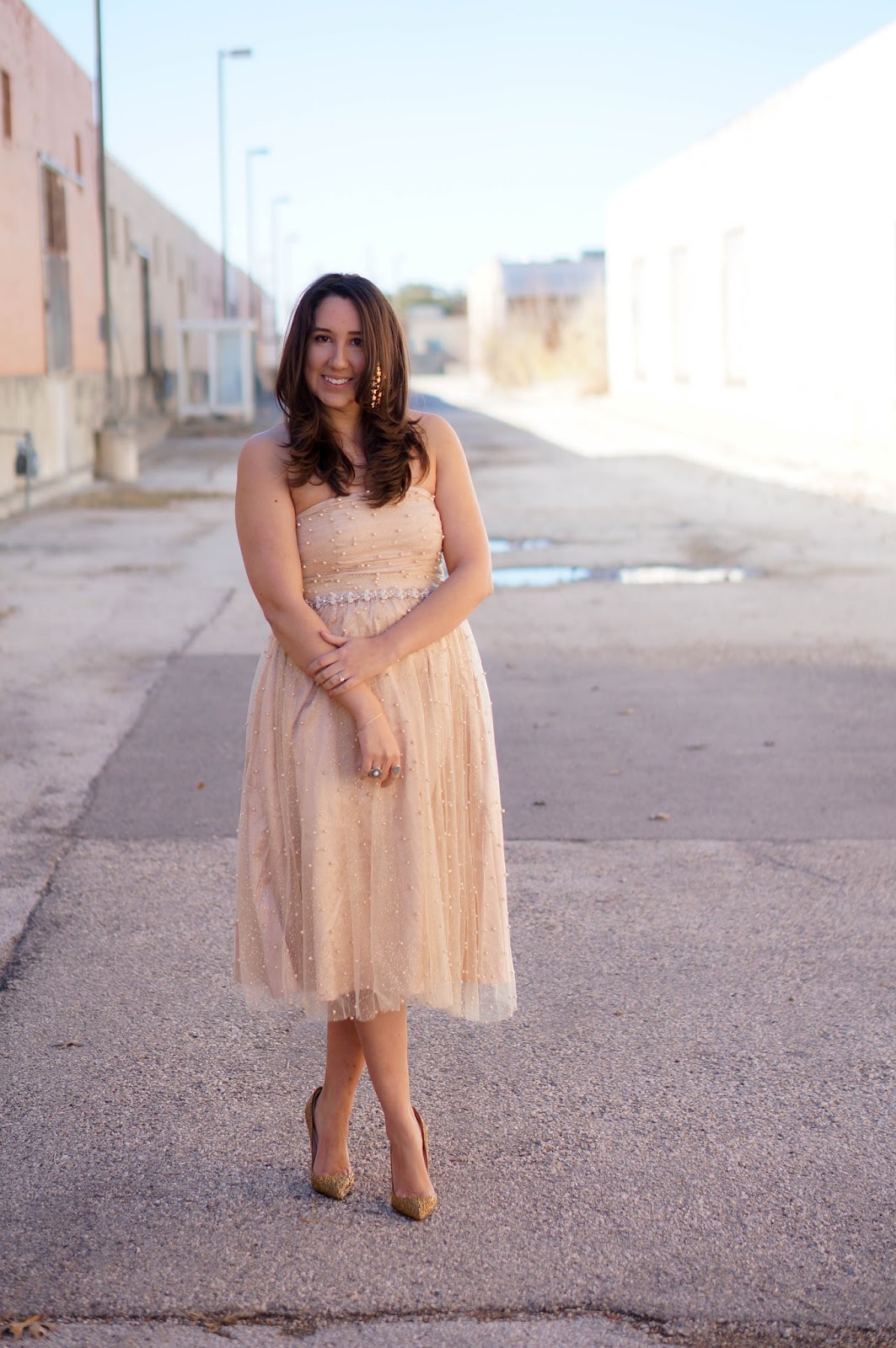 Amelia B. in the Big D.: 50's Starlet