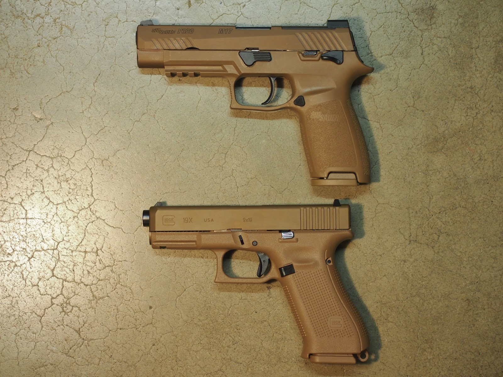 Mister Donut's Firearms Blog: Sig Sauer M17
