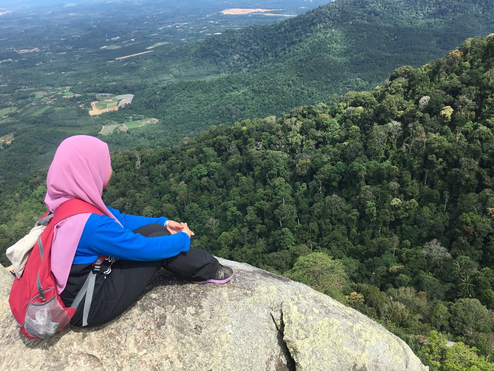 Hiking Gunung Datuk - Cik Jaja
